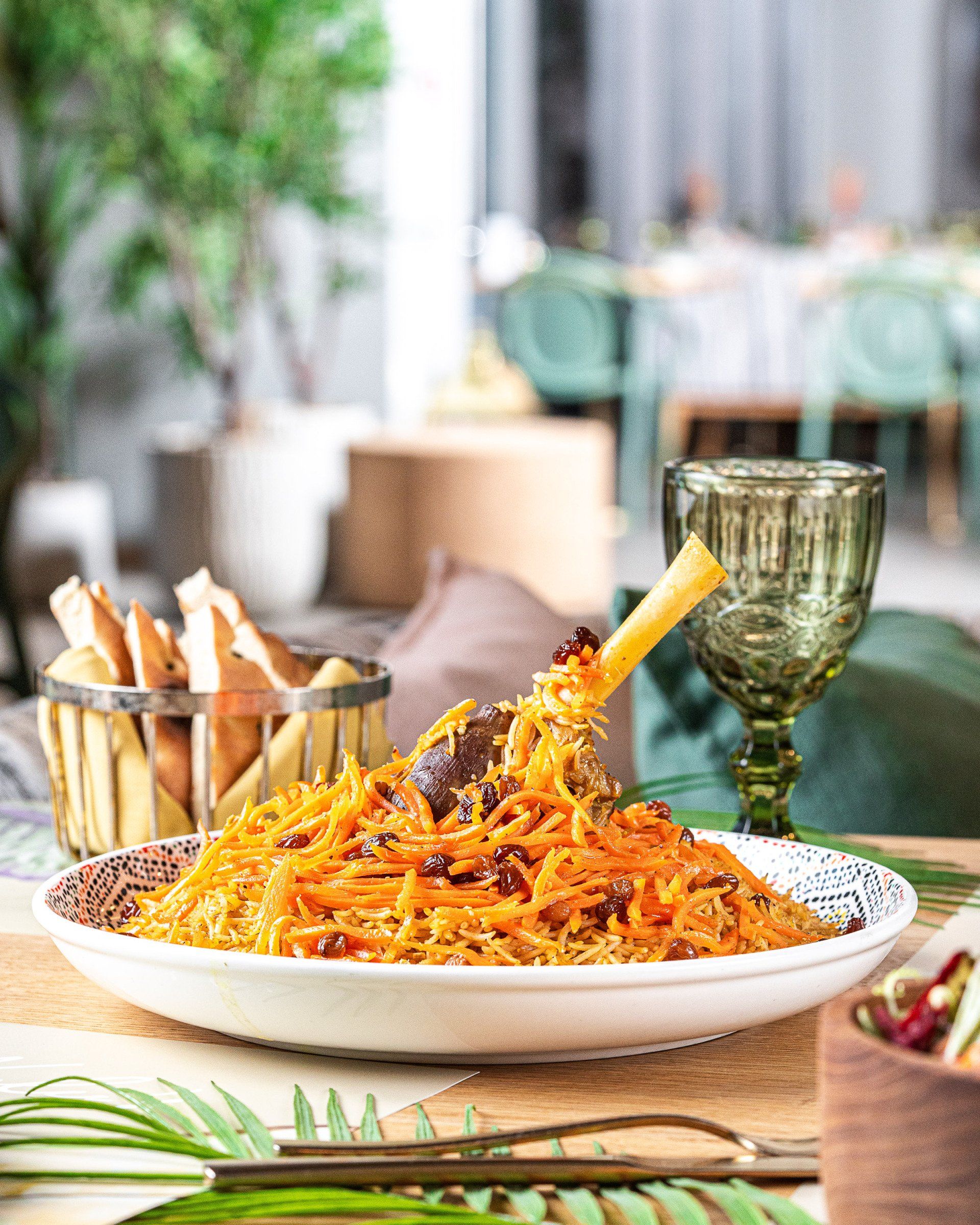 HOME [www.nolusrestaurants.com]