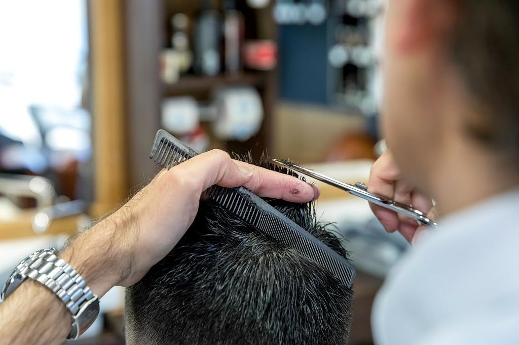 Votre barbier et coiffeur pour hommes à Rodez dans l'Aveyron