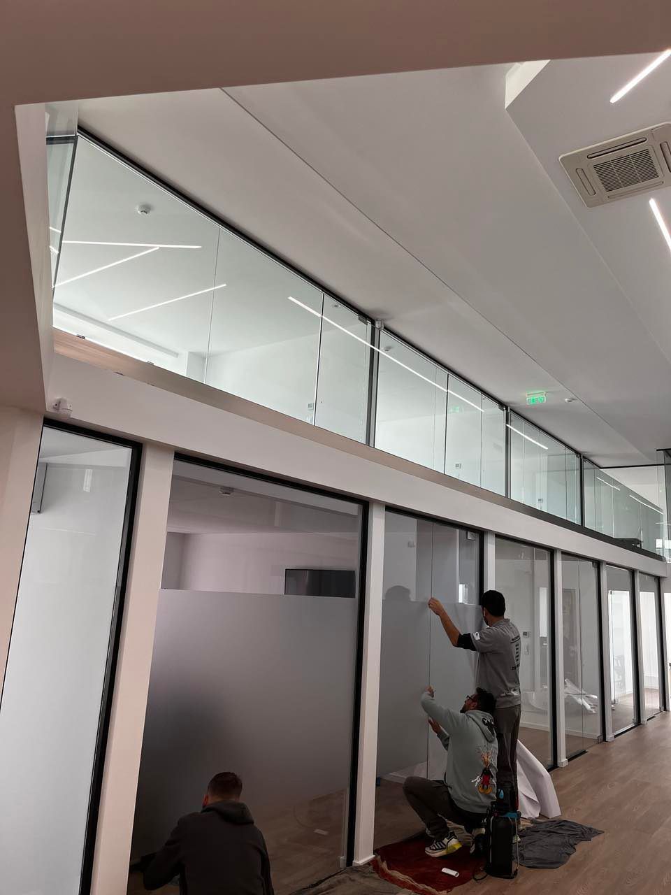 Γυάλινα διαχωριστικά εσωτερικού & εξωτερικού χώρου, Αθήνα, Νέος Κόσμος ...