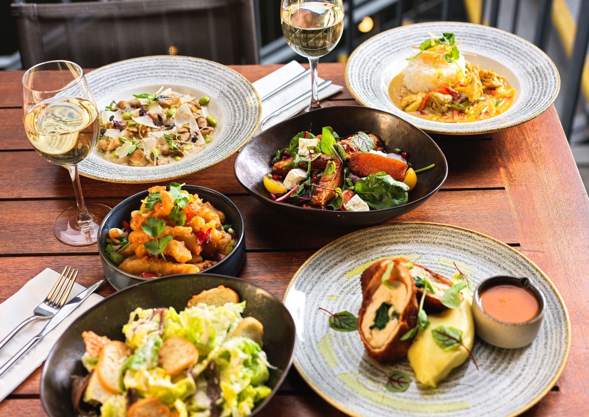 Restaurant | Holiday Inn Manchester City Centre | Manchester