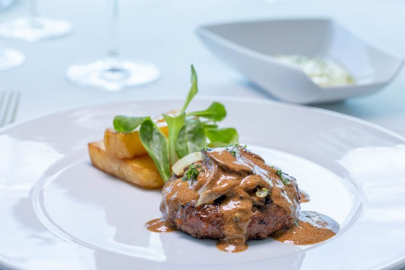 Dining on Azamara Cruises: Menus, Venues & What to Expect