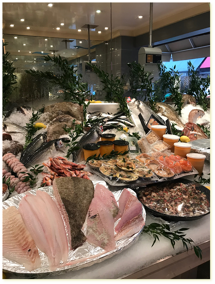 Un grand choix de poissons frais à Paris 7e arrondissement
