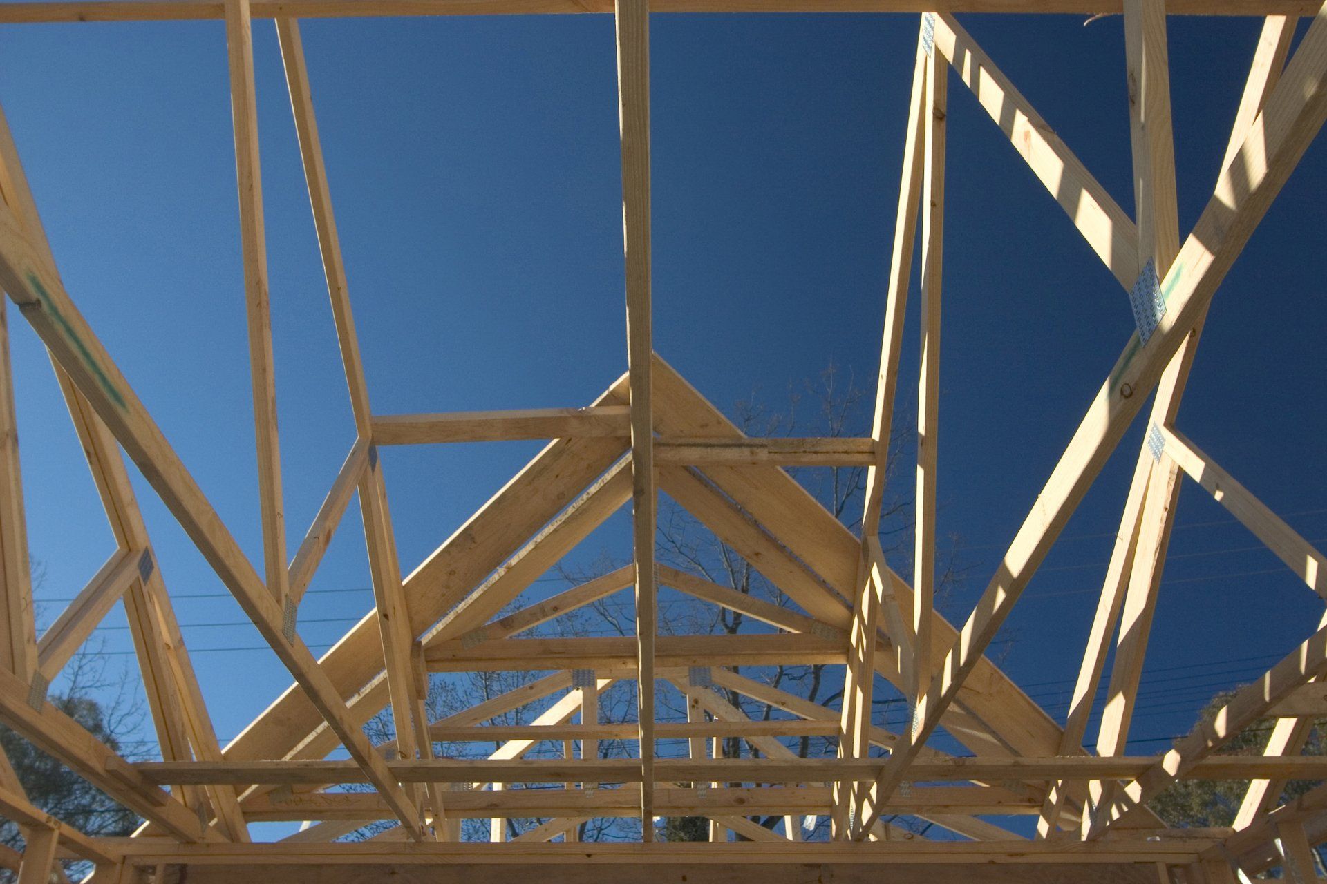 Modification de charpente au Havre et création : bois, fermette