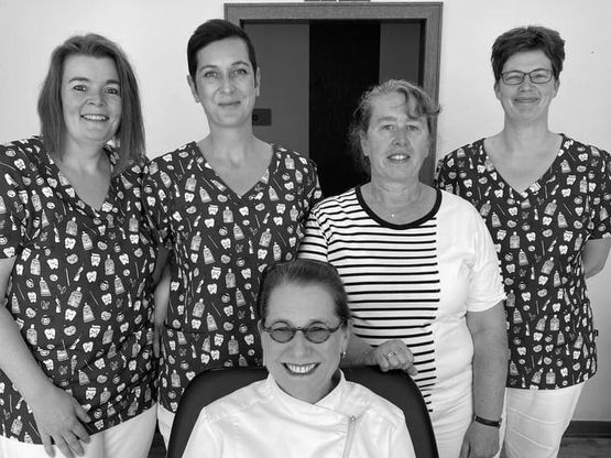 Zahnarztpraxis | Straelen | Dr. Ursula Stegemann Zahnärztin