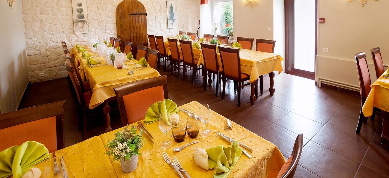 Chez Jeannot : Restaurant - Traiteur à Étouvelles près de Laon