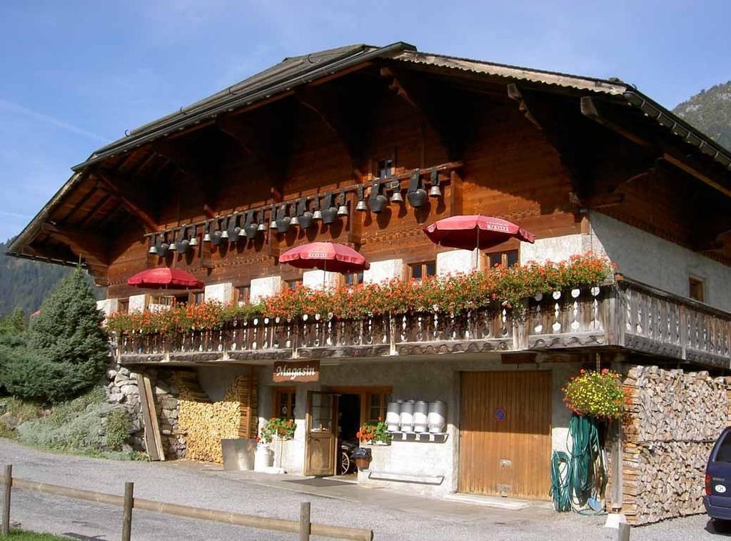 Le Chalet - Chalet & Restaurant - Château-d'Oex