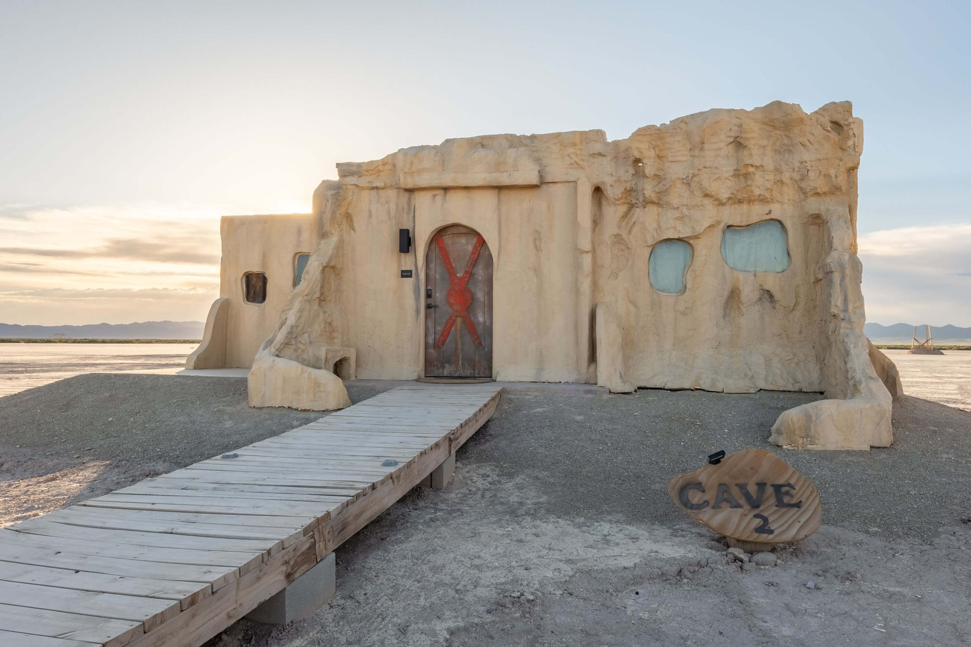 HOME [outpost-x.com]