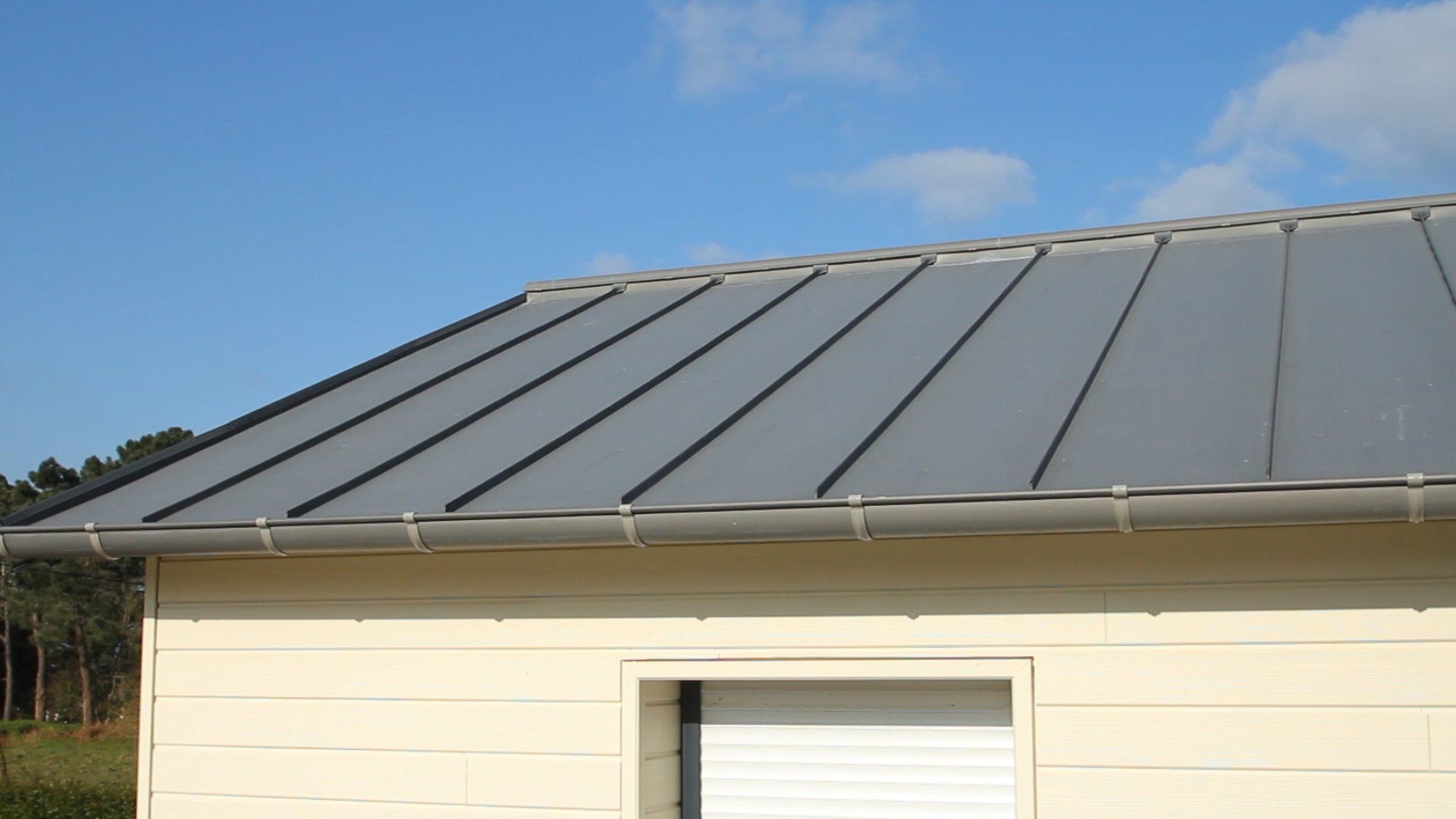 Pose de membranes et travaux de zinguerie à Trévou-Tréguignec