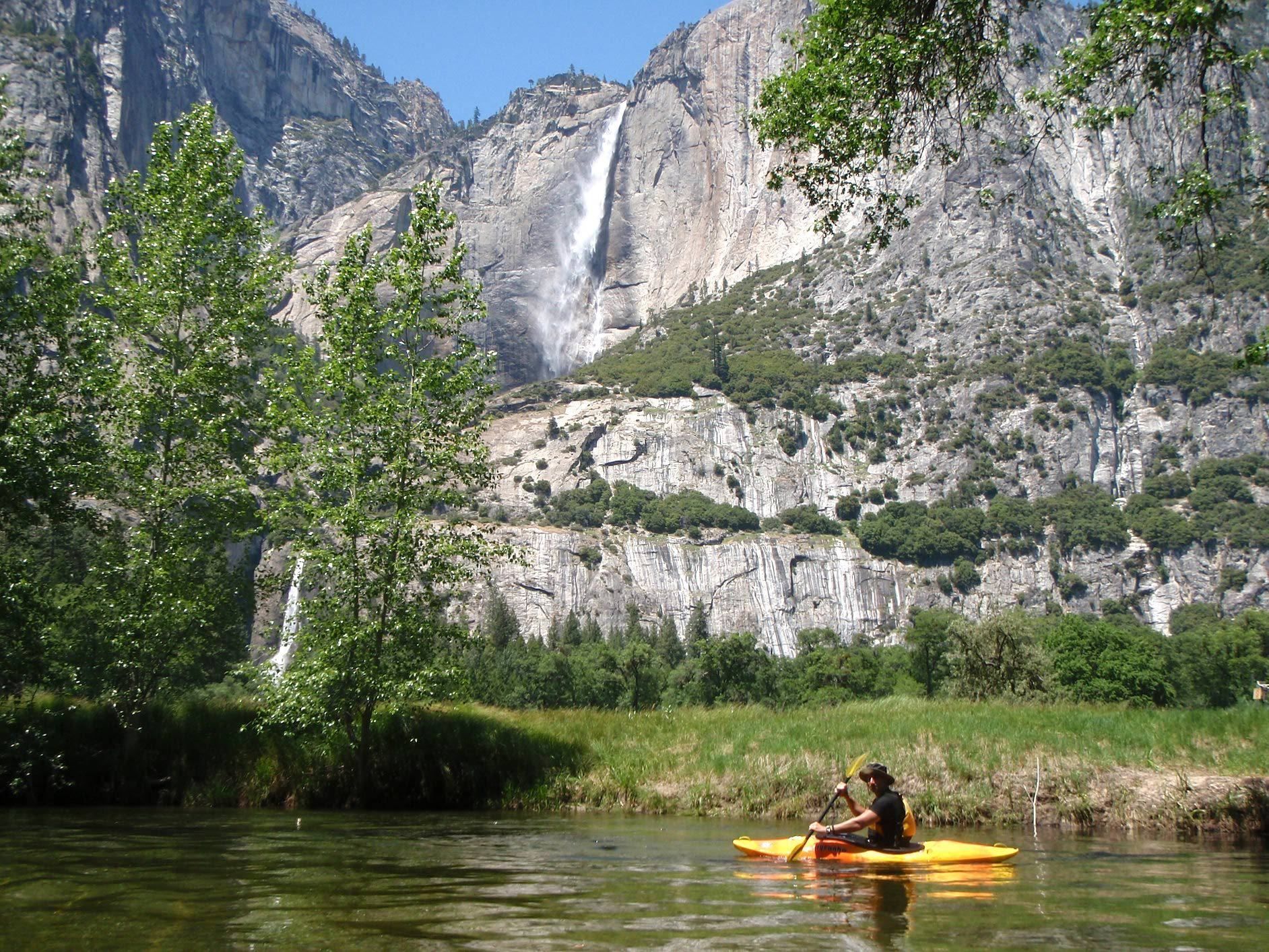 Rafting & Kayaking | Yosemite Grand | Yosemite National Park