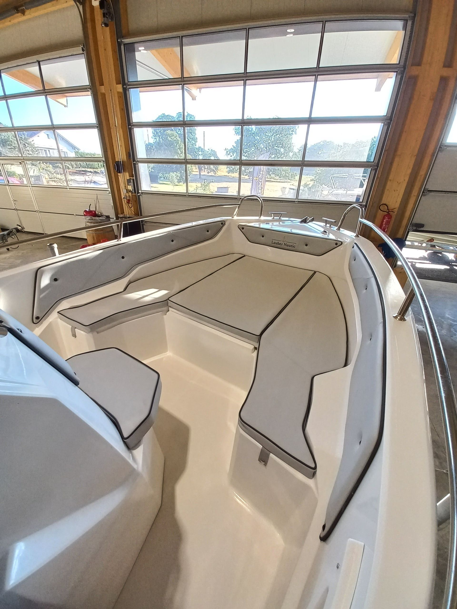 Lauber Nautic | Vente de bateaux neufs | Trimarchi | St-Prex