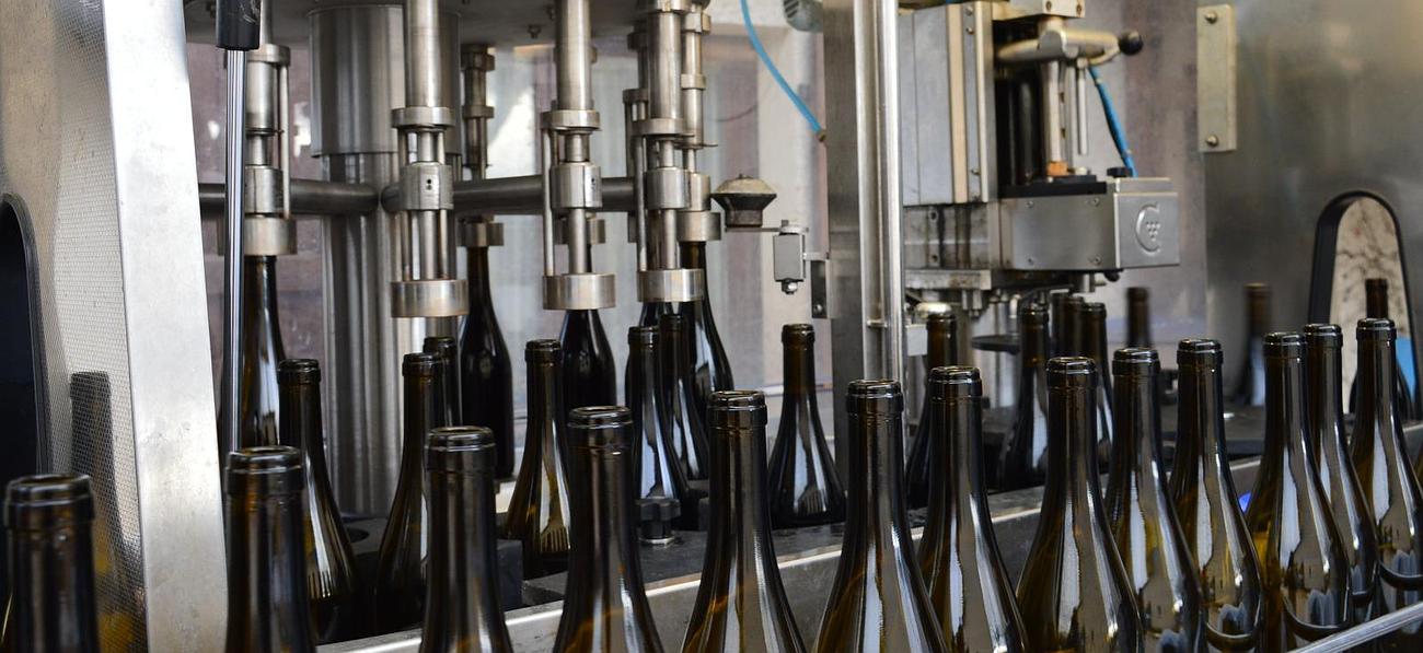Entreprise d'embouteillage de vin dans le Rhône | Embouteillage 2000