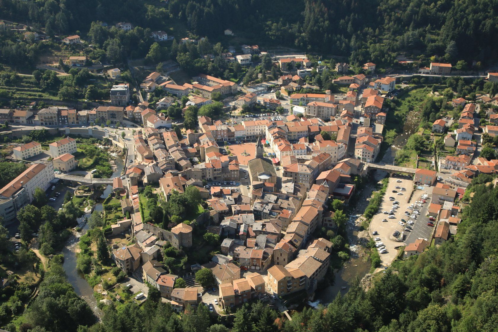 Mairie du Cheylard, Ardèche, administration, vie municipale