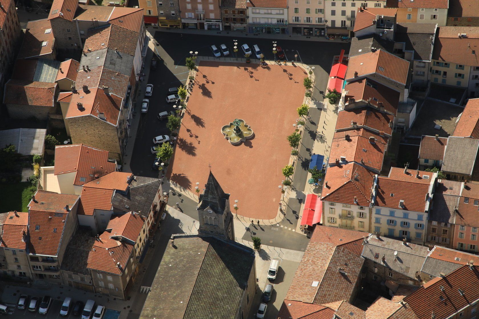 Mairie du Cheylard, Ardèche, administration, vie municipale