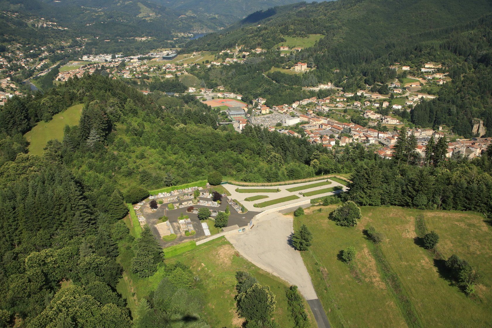 Mairie du Cheylard, Ardèche, administration, vie municipale
